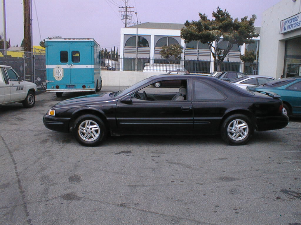 1997 Ford Thunderbird LX 2DR